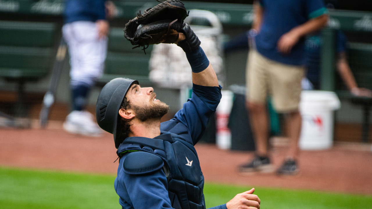 Mariners complete 7-player trade with Padres | Tacoma News Tribune