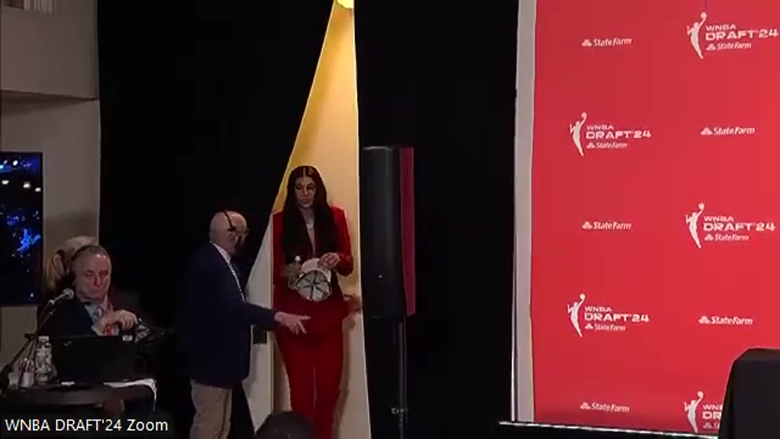 WNBA Draft 2024: Chicago Sky select USC's Kamilla Cardoso. | The State