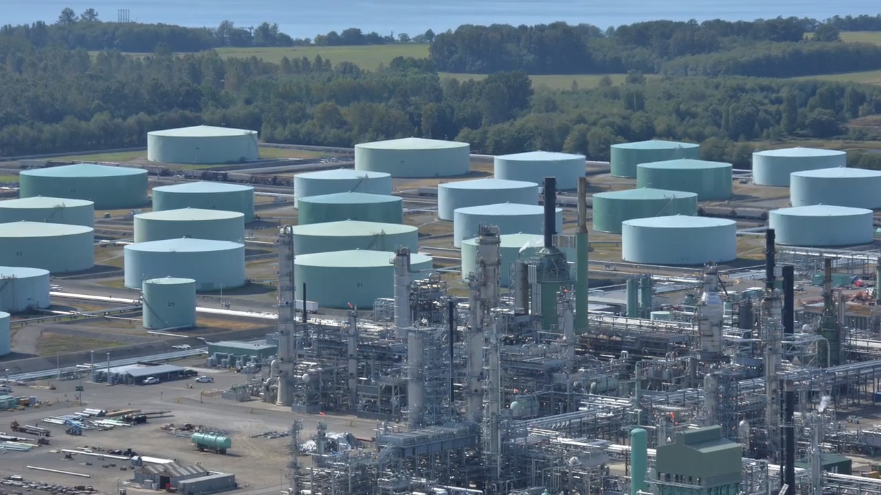 Whatcom council renews ban on Cherry Point transshipments | Bellingham ...