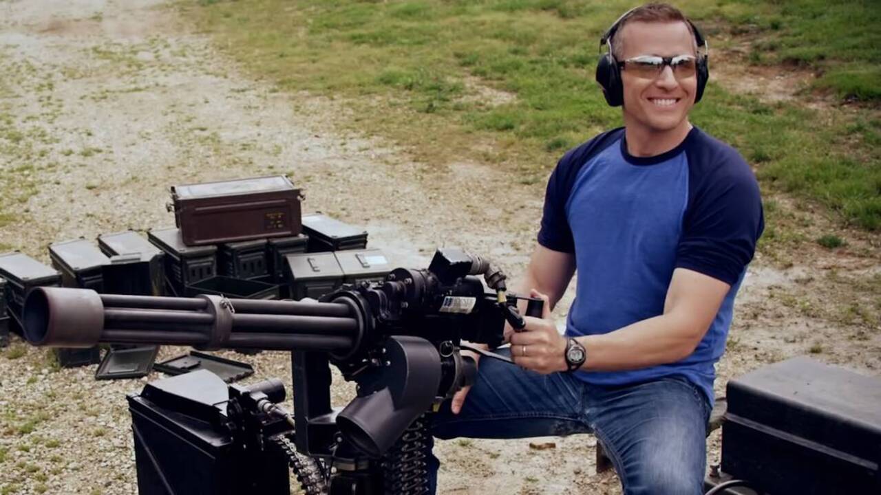 CAMPAIGN AD: Big Guns - Eric Greitens | McClatchy Washington Bureau