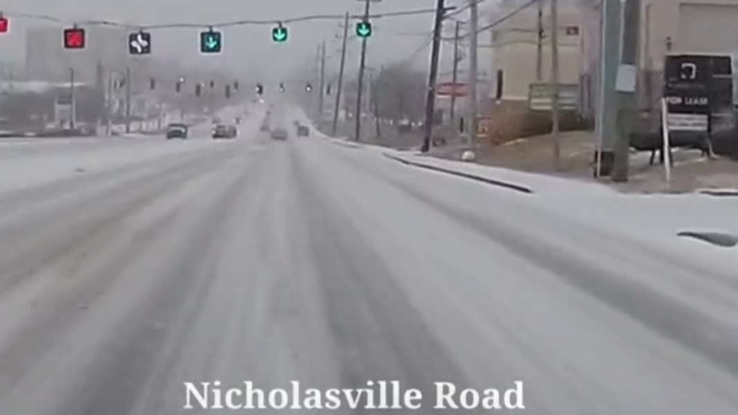 Lexington KY winter storm: Road conditions after snowfall (Video ...