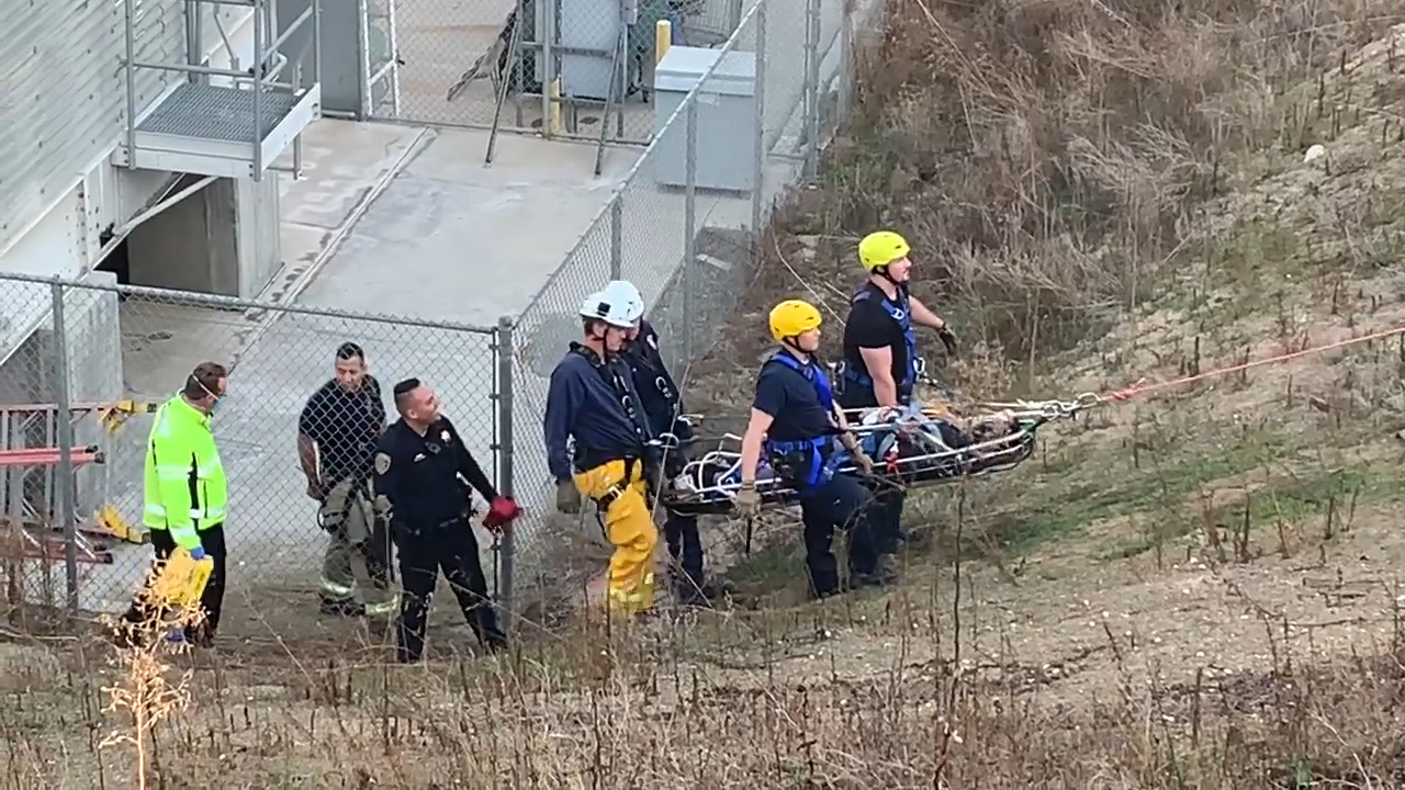 Firefighters rescue man after 80-foot fall at Fresno State | Fresno Bee