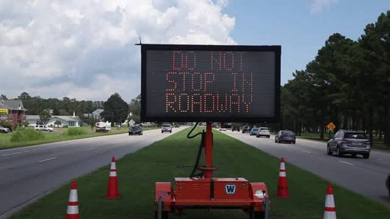 Signs warn against traffic during solar eclipse | Wichita Eagle