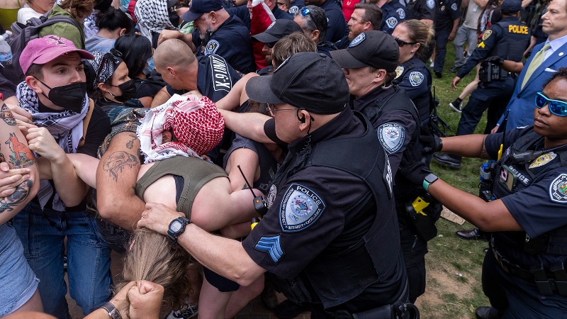 Photos: 'Gaza solidarity' protesters battle police, counter-protesters ...