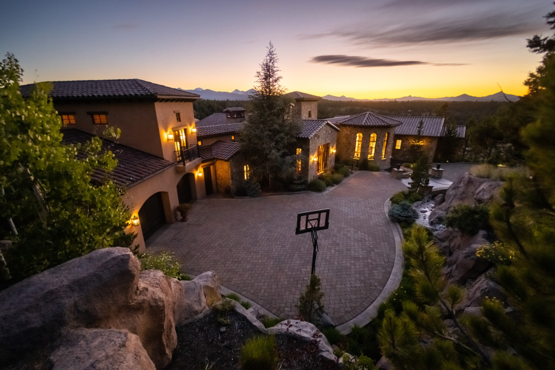 Bend, Oregon villa owned by former Nike executive for sale | Sacramento Bee
