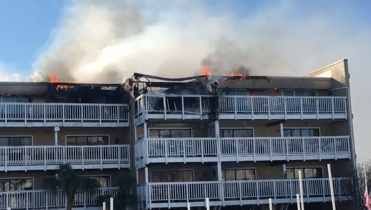 One person killed in Carolina Beach condo fire (Video) | Raleigh News ...
