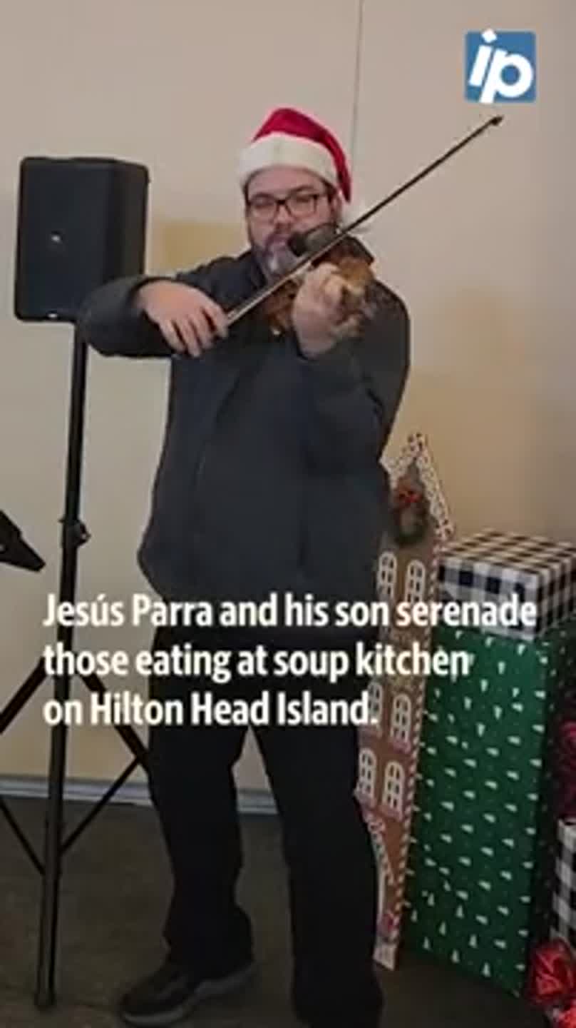 Video of violinist serenading those at soup kitchen in SC | Hilton Head ...