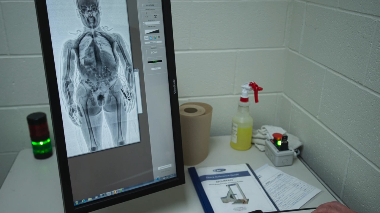 Whatcom Jail gets body scanner for safety, catching drugs | Bellingham ...