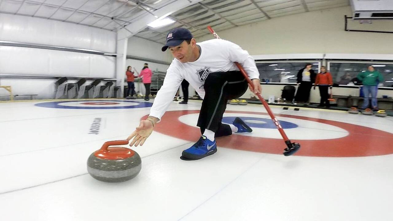 Learning to curl at Triangle Curling | Raleigh News & Observer