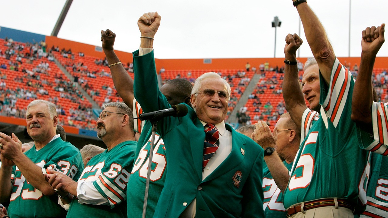 Winningest NFL Dolphins coach Don Shula dies at 90 | Miami Herald