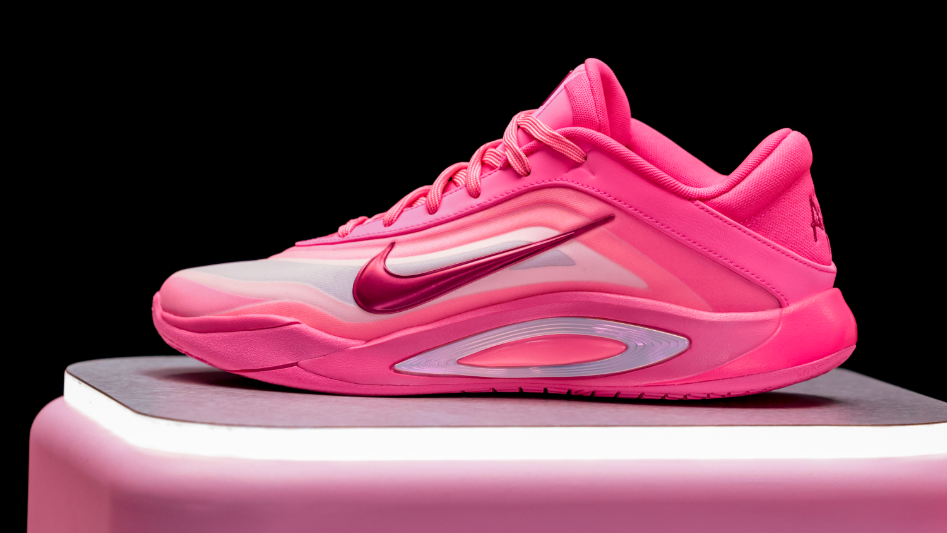 A'ja Wilson surprises Issa Rae with a pair of her signature Nike A'One ...