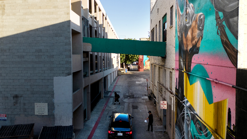 See drone video of Modesto's mural alley | Modesto Bee