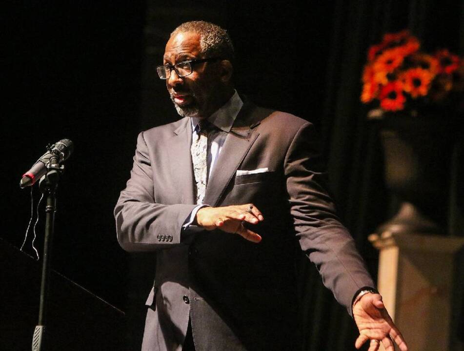 Richland 1 chief Craig Witherspoon grilled by parents, asked to resign ...