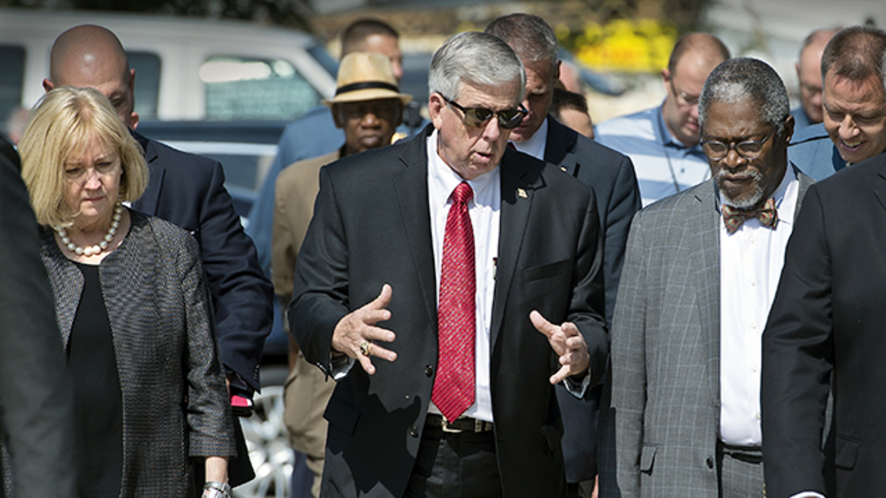 MO Gov. Mike Parson tours KC with Sly James, Lyda Krewson | Fort Worth ...