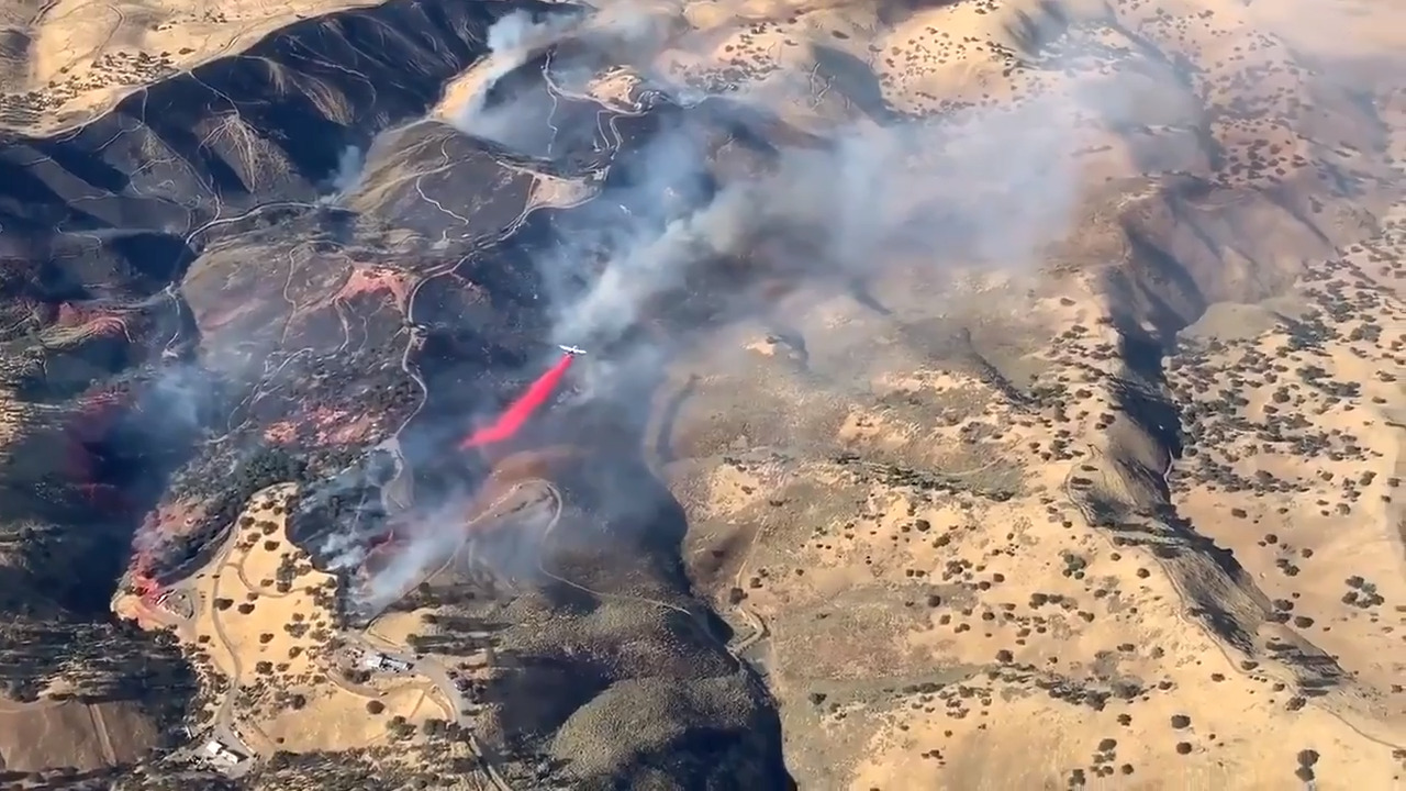 Cal Fire aircraft | Wildfire training | Firebombing video | Sacramento Bee
