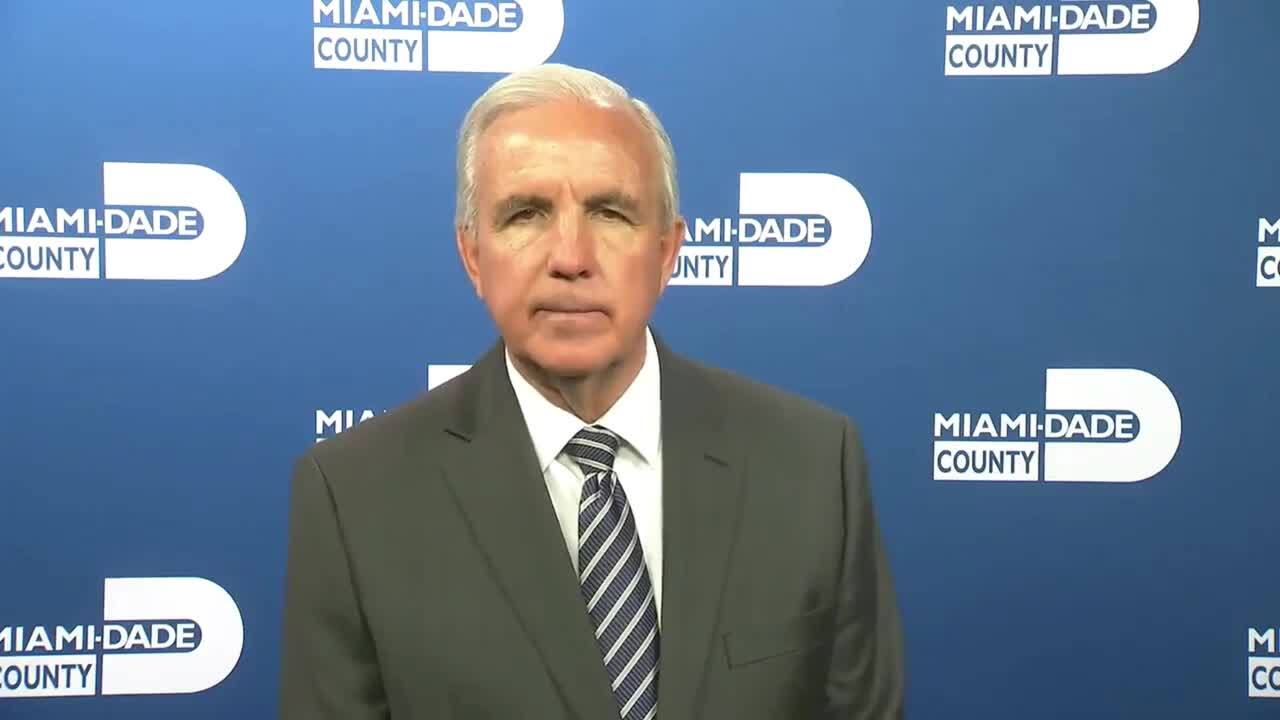Miami-Dade mayor orders businesses to enforce social distancing | Miami ...