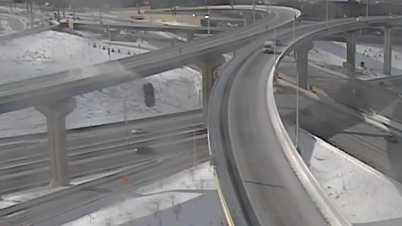 Video: Truck falls 70 feet off ramp on Wisconsin interstate | Kansas ...