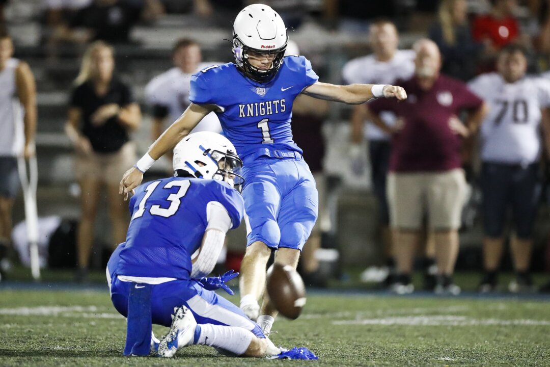 Lexington Catholic's Max DeGraff kicks winning field goal | Lexington ...