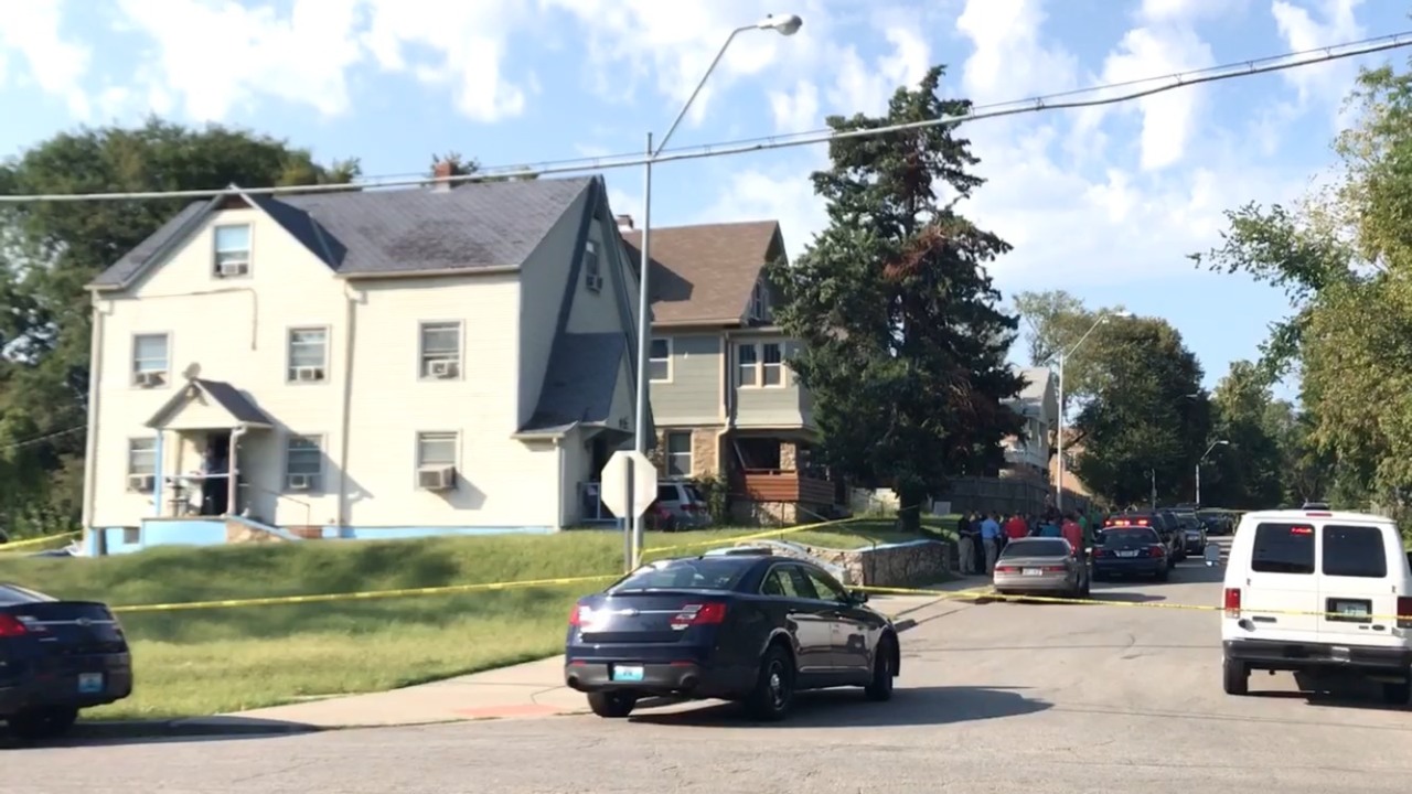 KCPD investigates shooting on Tracy Avenue Sunday | Kansas City Star
