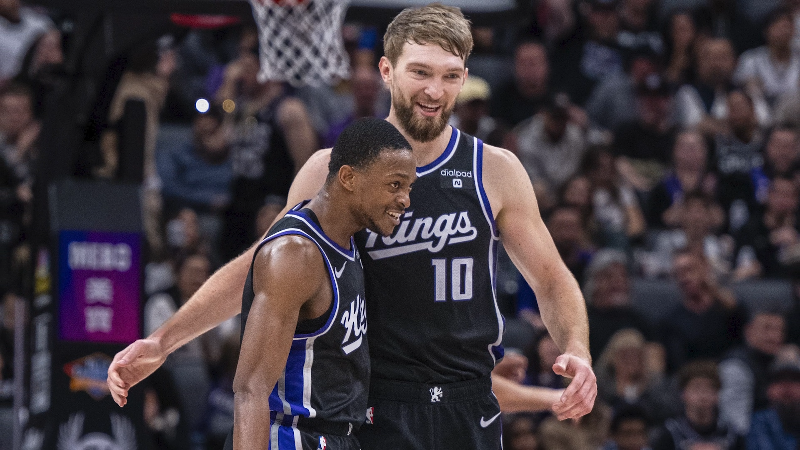 See Kings coach Mike Brow and De'Aaron Fox talk about game against ...