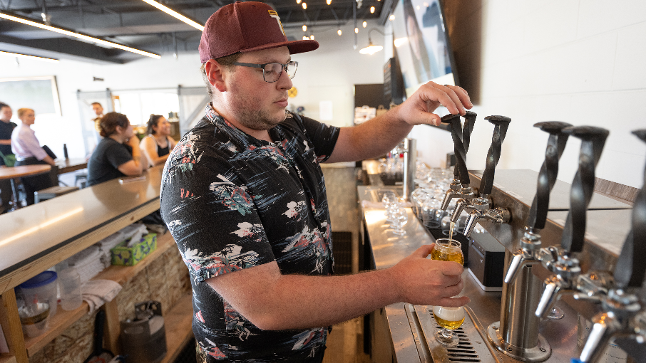 Look inside taproom at Track 424 Brewery in Modesto | Modesto Bee