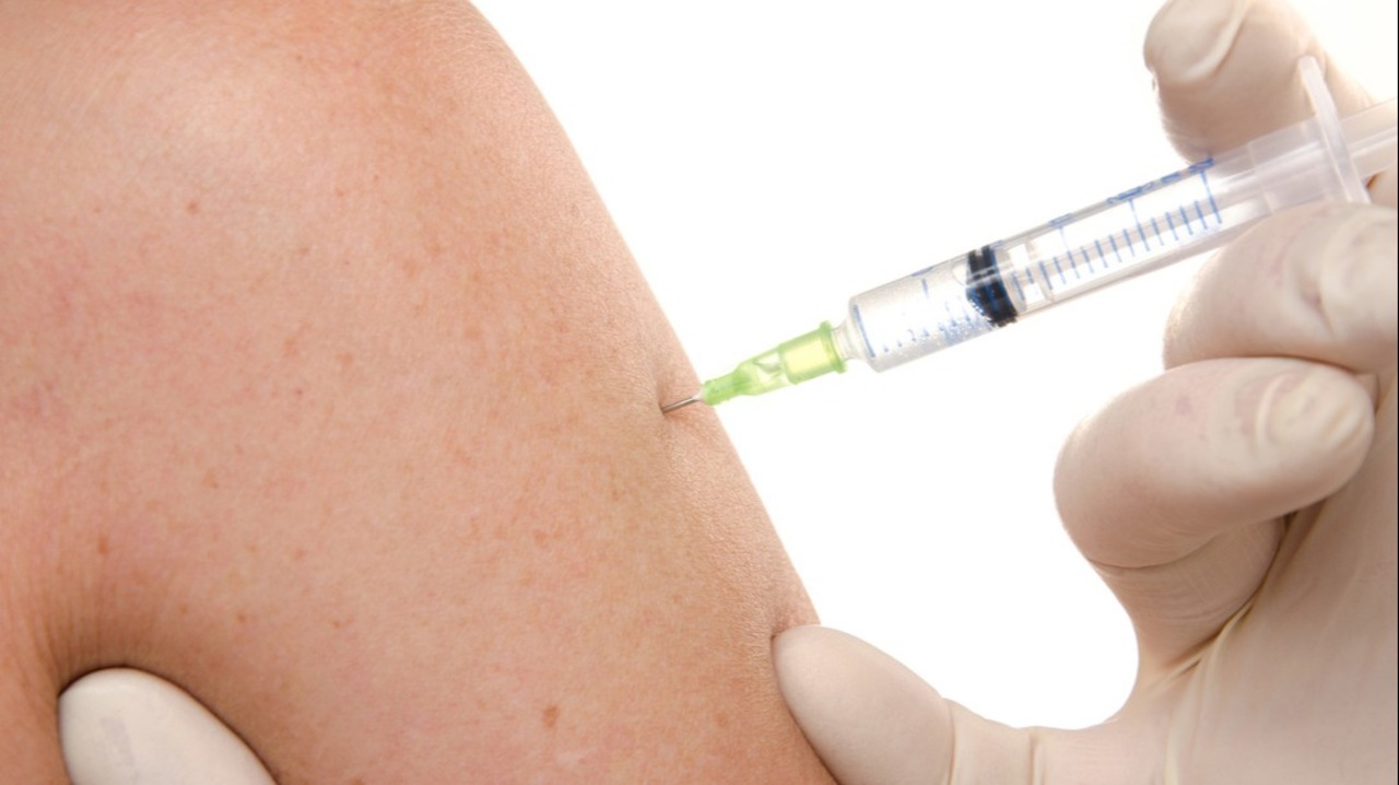 CA bill cracks down on anti-vax doctors, medical exemptions | Fresno Bee