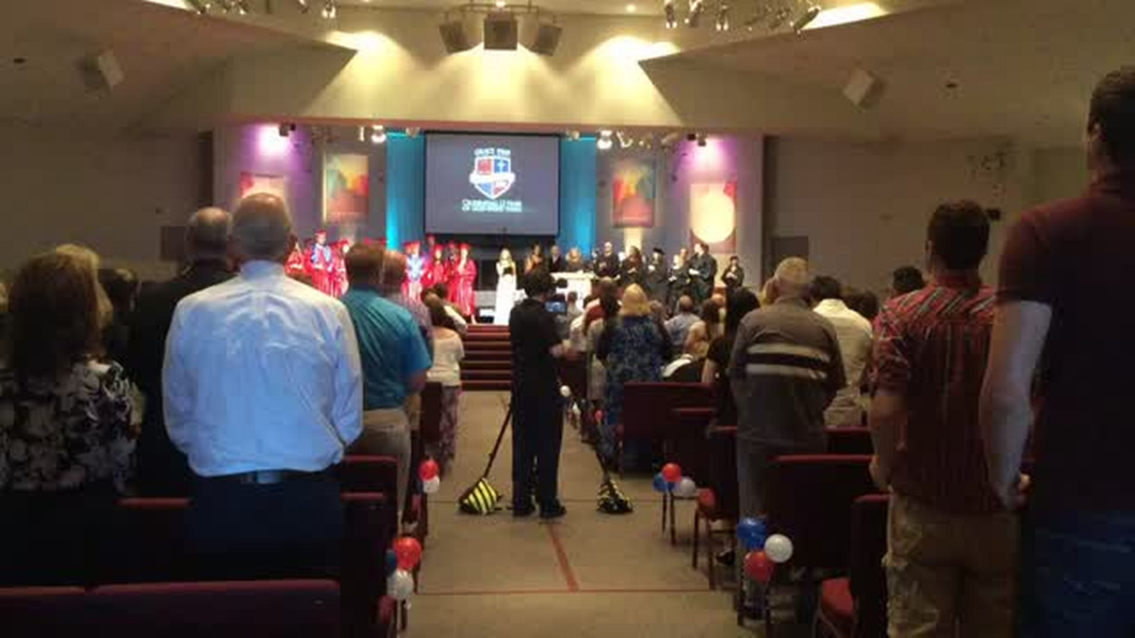 Grace Prep grad sings hymn during graduation ceremony | Idaho Statesman