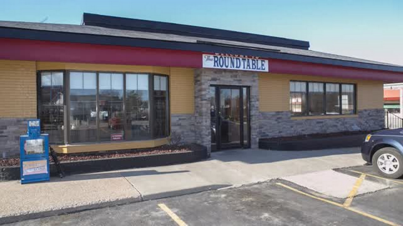 Round Table Cafe, 6401 West Main, Belleville | Belleville News-Democrat