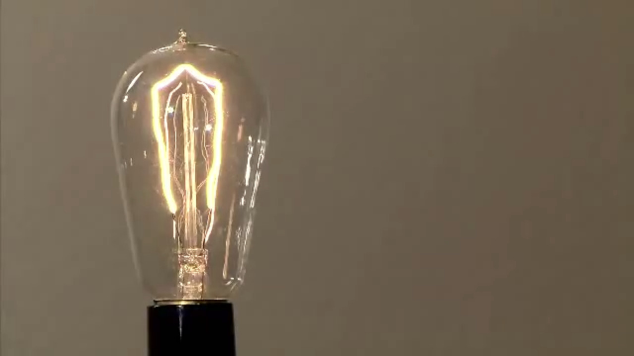 CA sues Trump administration over light bulb efficiency | Sacramento Bee