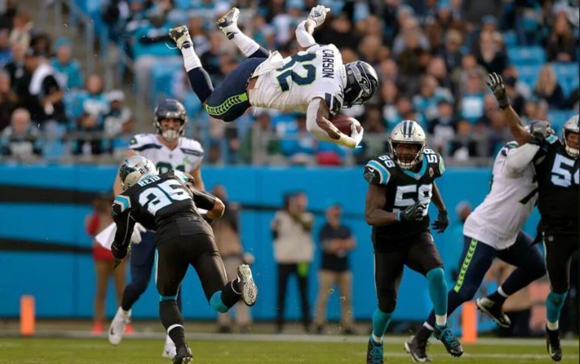 Seahawks’ good prognosis for Chris Carson neck disc fusion | Tacoma ...