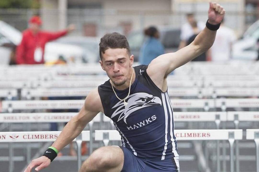 Josh Braverman, Washington's top hurdler, talks about season at Shelton ...