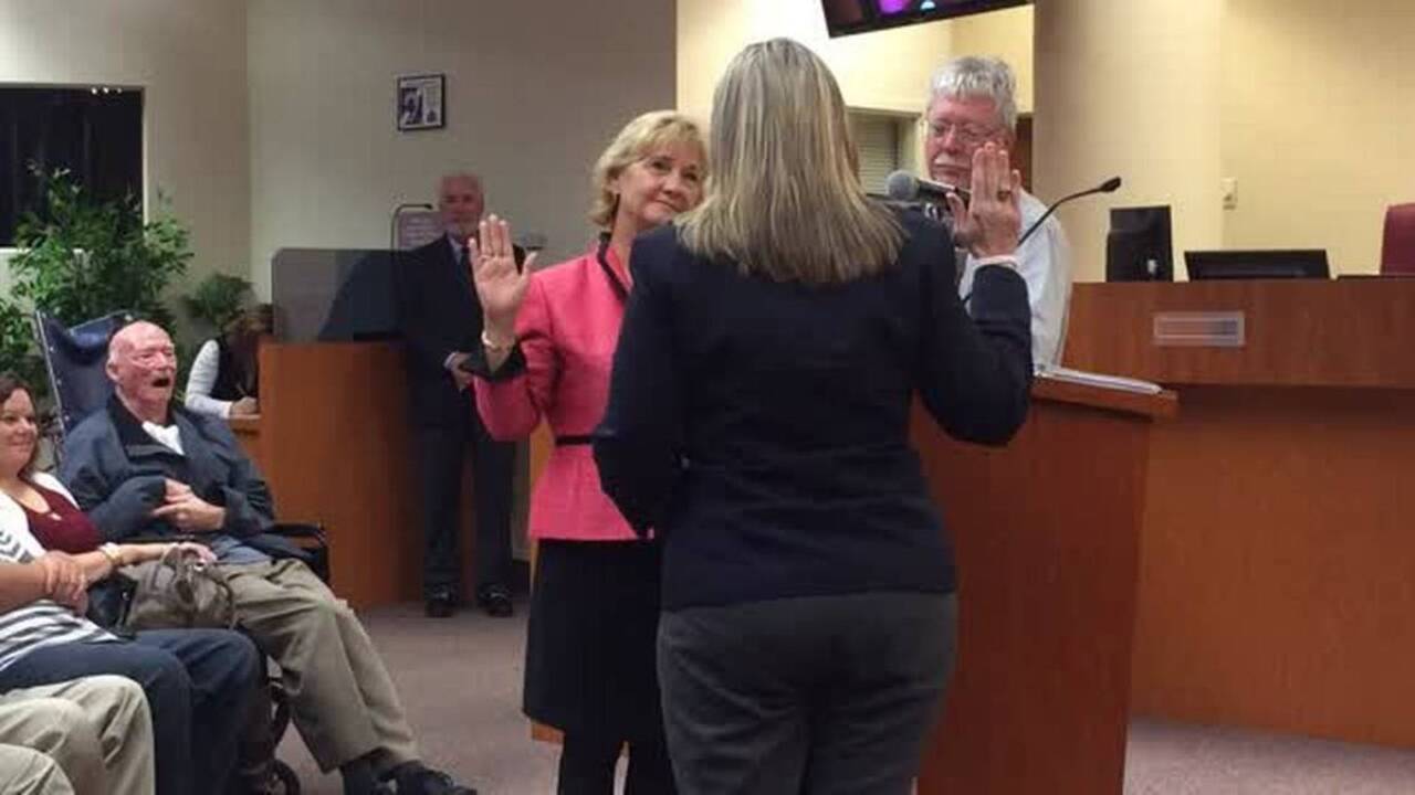 Vanessa Baugh sworn in as Manatee commissioner District 5 | Bradenton ...
