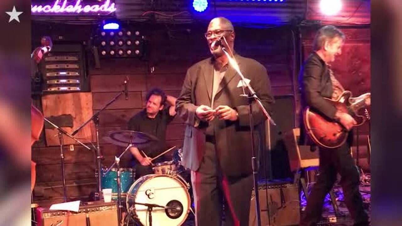 KC Mayor Sly James sings at Knuckleheads | Kansas City Star