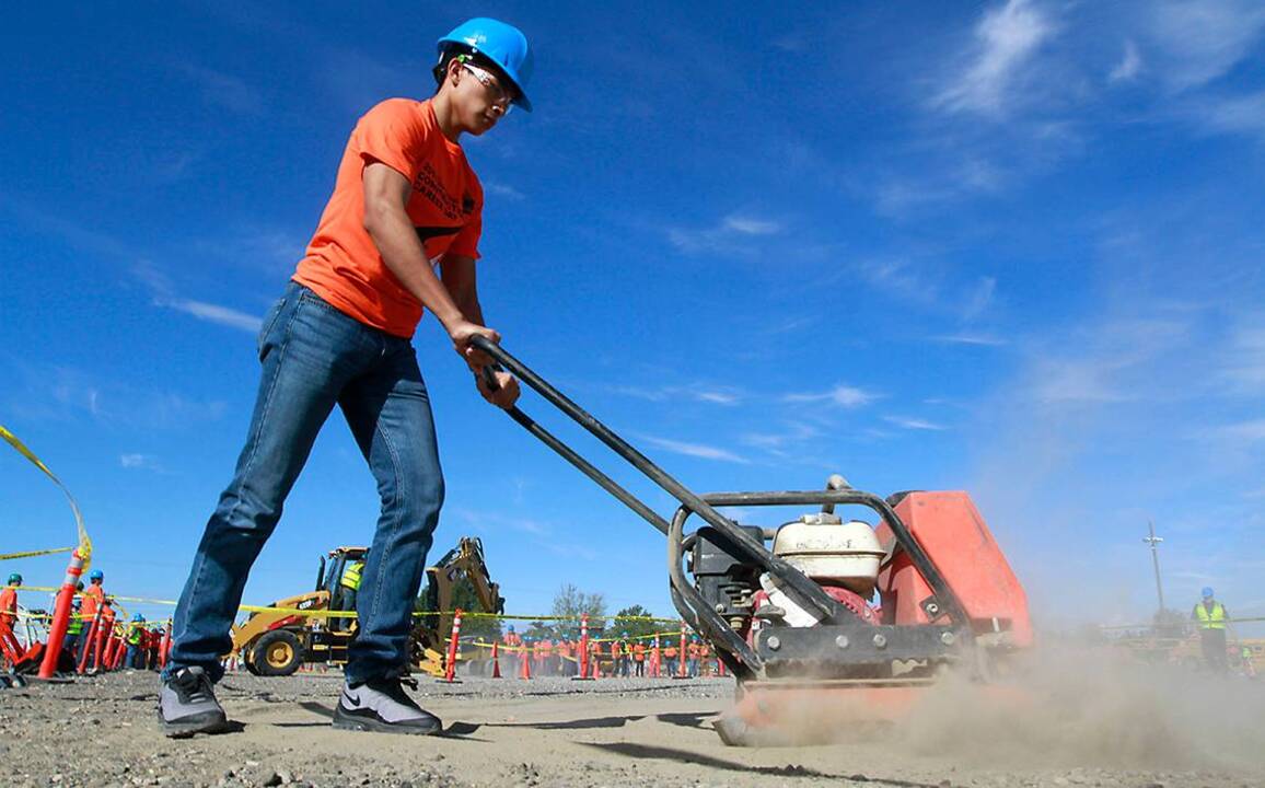 Tri-Cities Construction Career Day 2016 | Tri-City Herald
