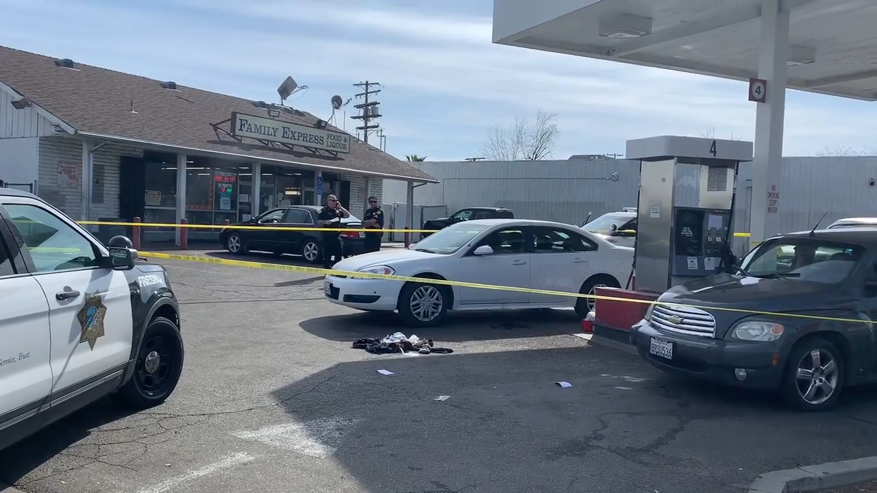 Man stabbed fatally at downtown Fresno, CA gas station | Fresno Bee