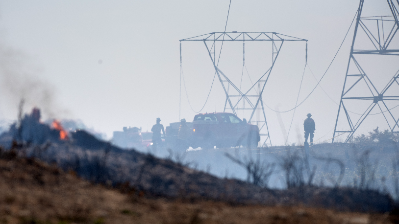 Roy wildfire prompts calls for evacuations (Video) | Tacoma News Tribune