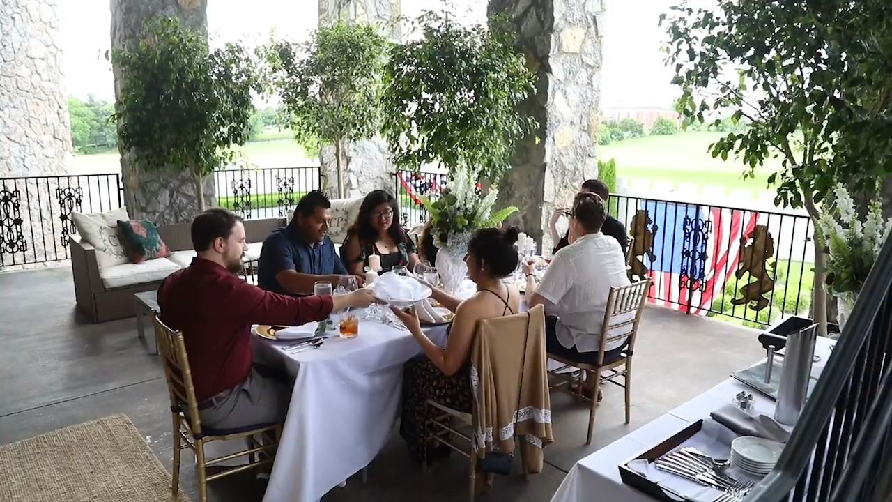 Take a look into Kentucky Castle's restaurant | Lexington Herald Leader