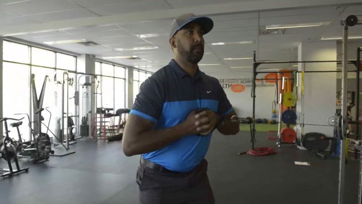 Cable anti rotation press exercise for golfers | Montreal Gazette