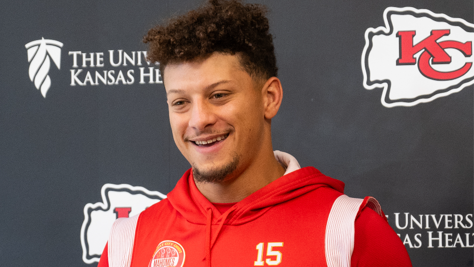 Mahomes on working with personal performance coach Bobby Stroupe during ...