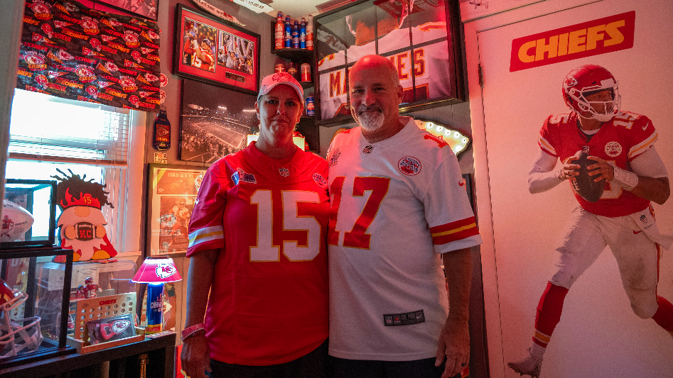 A step inside the ultimate Chiefs fan room | Kansas City Star